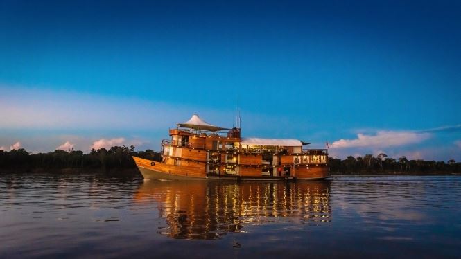 Available for charter — Amazonas | West Nautical