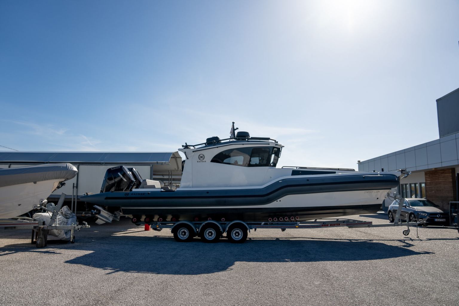 Rafnar 1200 Cross Cabin | Luxury Motor Yacht for Sale --page-- --sep ...